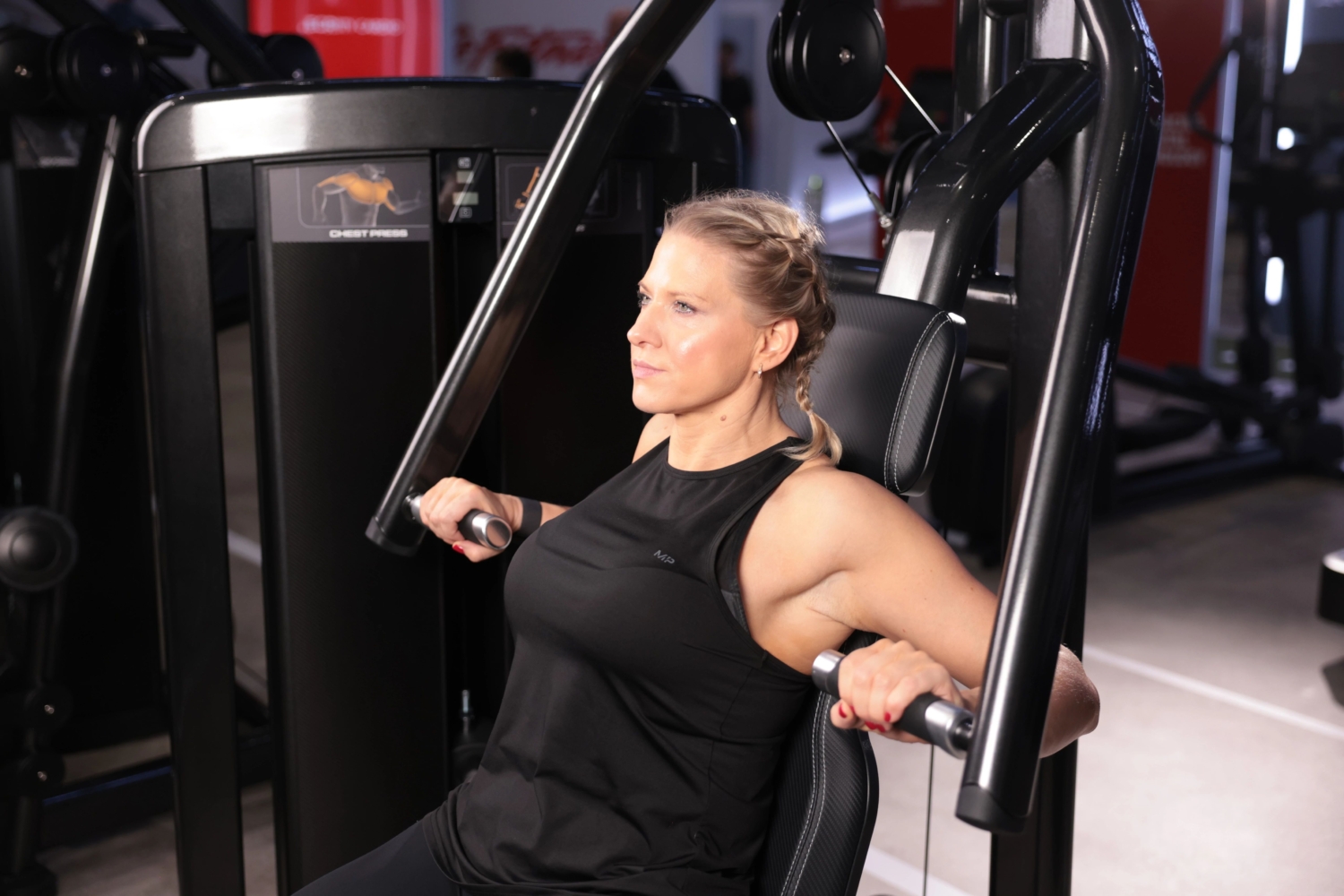 Dual Axis Chest Press - Life Fitness NZ