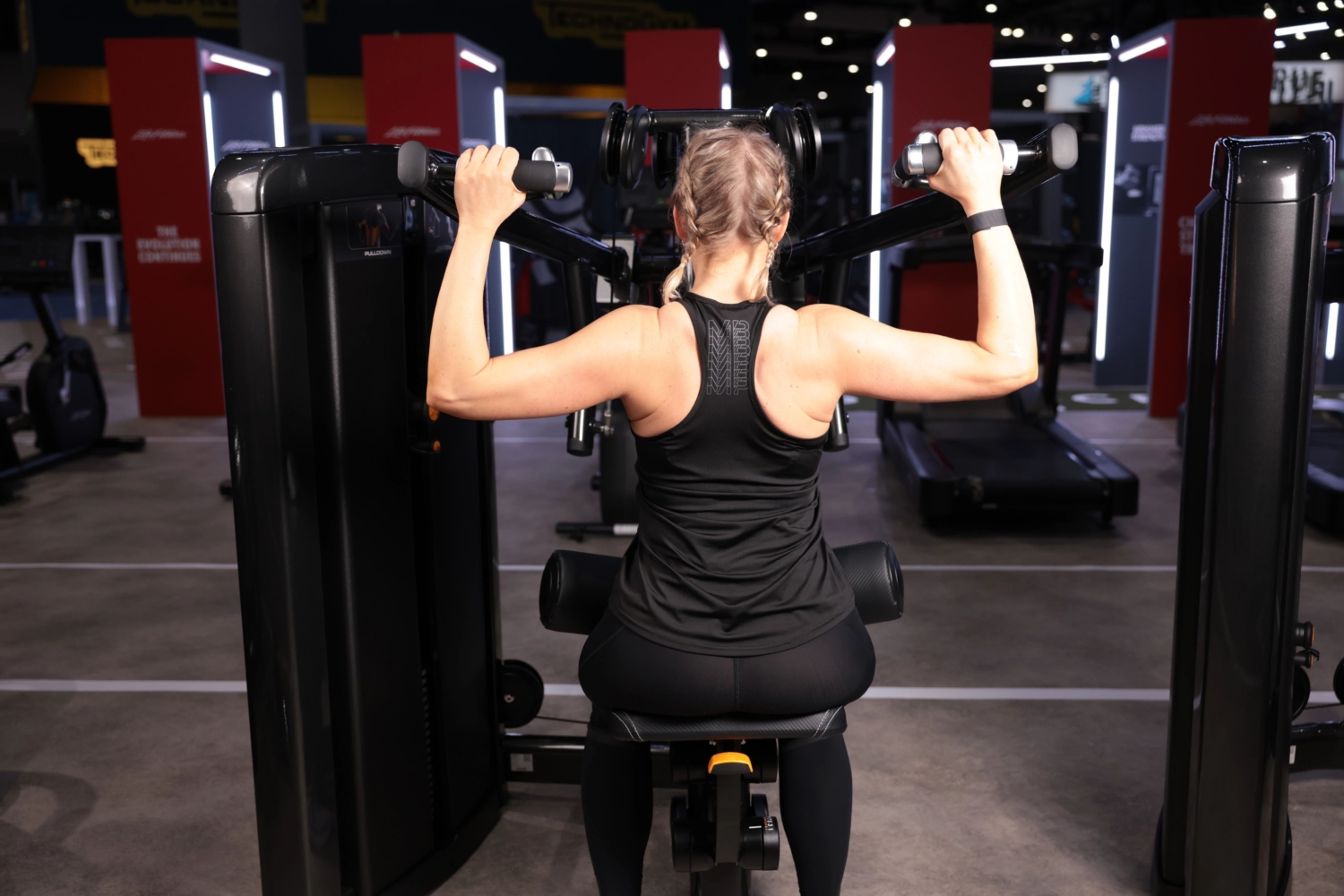 Dual Axis Pulldown - Life Fitness NZ